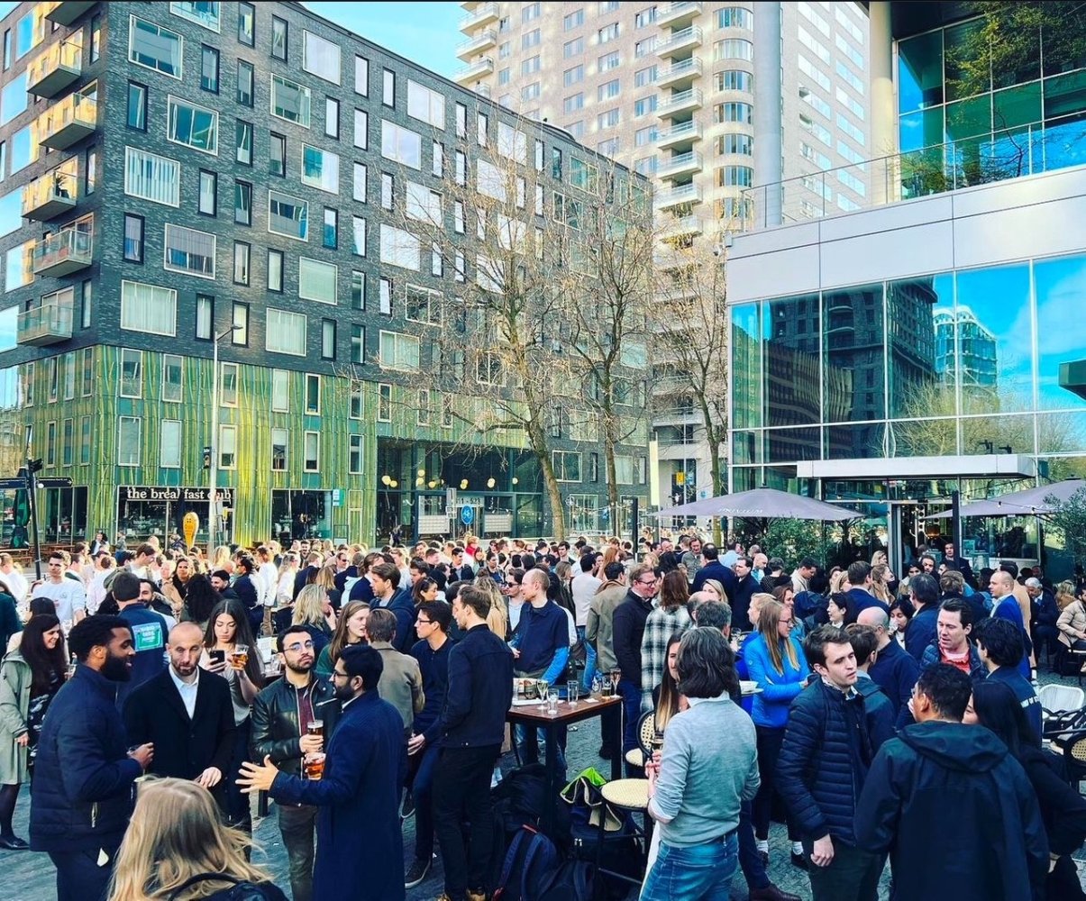 Grand Caf Dickys Jouw Thuishaven Op De Zuidas Hello Zuidas